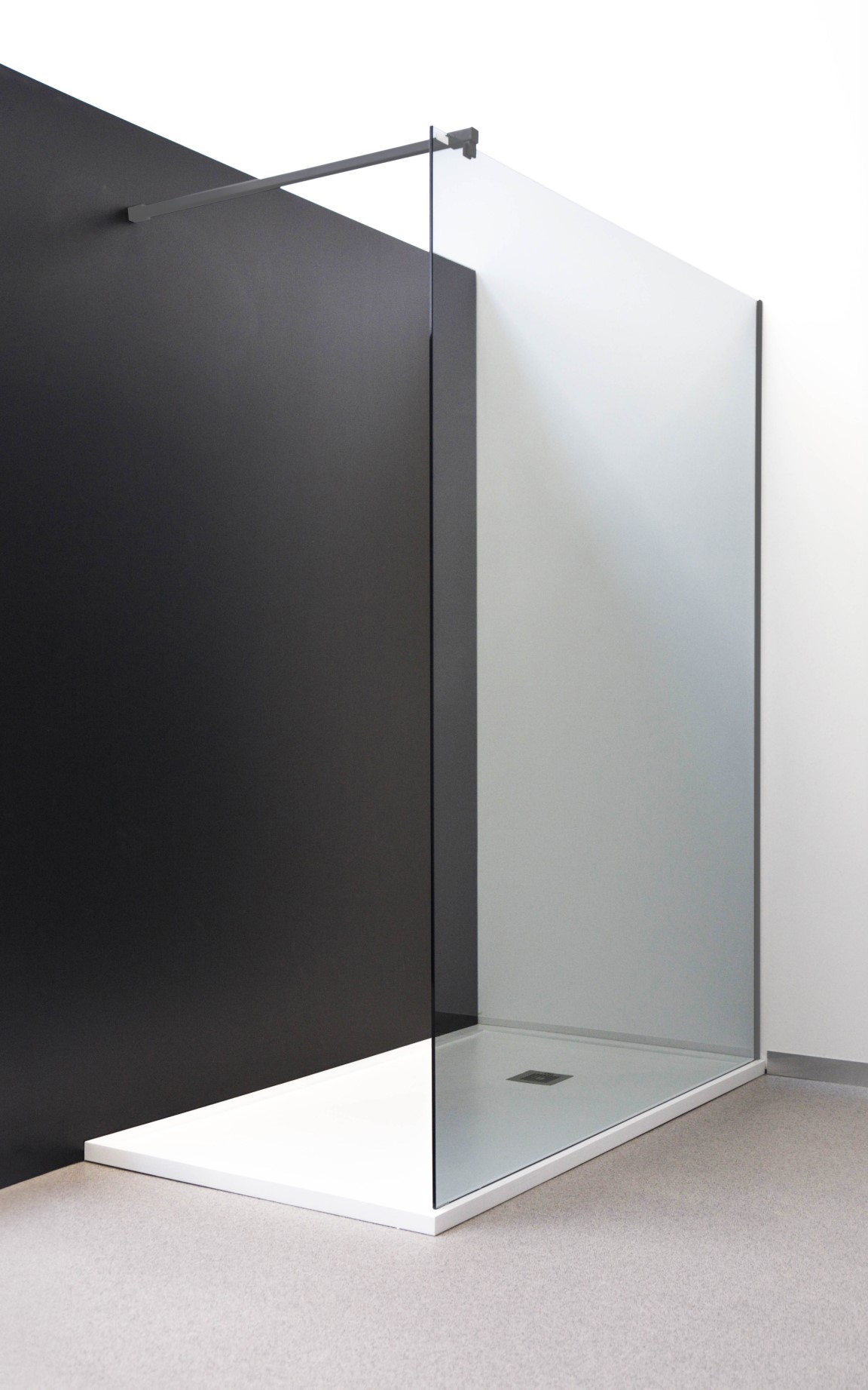 Wall Concept 210 Gris: Enkelvoudig vast paneel met grijs glas : Aquaconcept